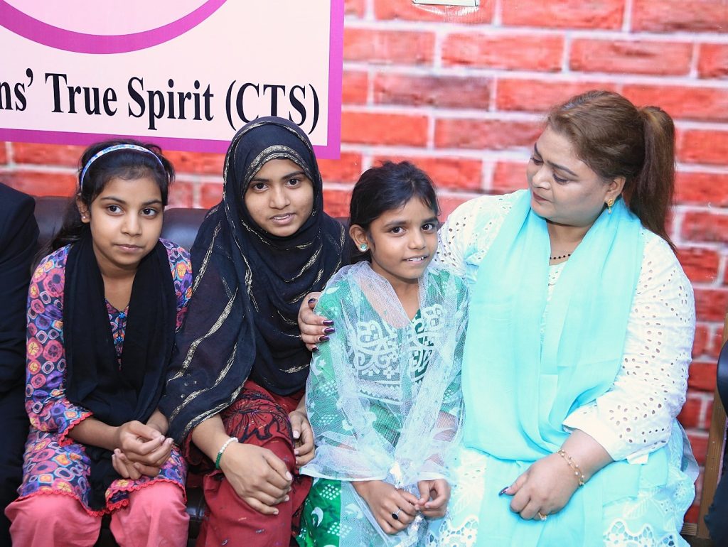 Christian Parents Regain Custody of Three Girls in Pakistan ...